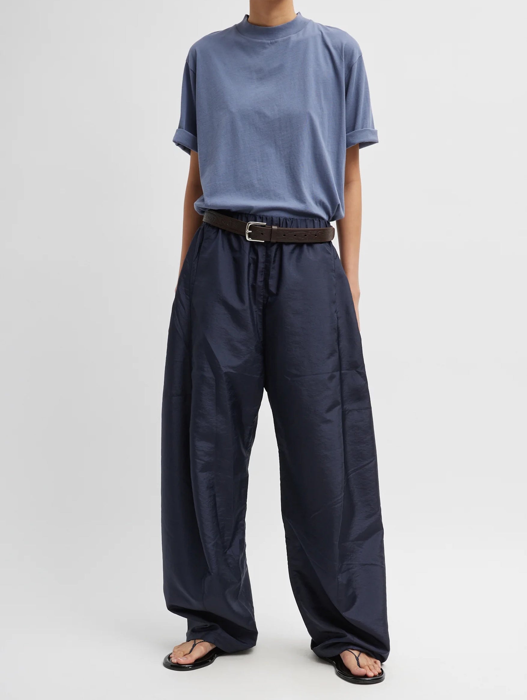 Crispy Nylon Regular Winslow Pant in Navy – Muse Boutique